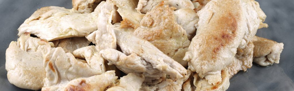 Plant-based chicken chunks at Fi Europe | BENEO